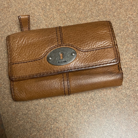 Fossil | Bags | Fossil Wallet | Poshmark